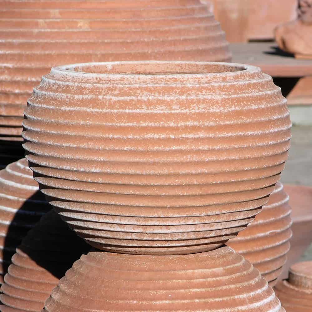 Striped ball shaped pot - Poggi Ugo - Terracotta Impruneta